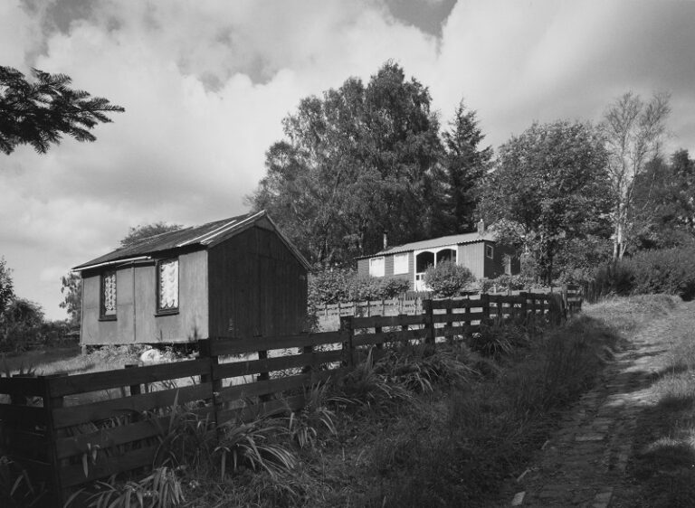 Grassroots hutting: an architecture borrowed from the soil - Engine Shed
